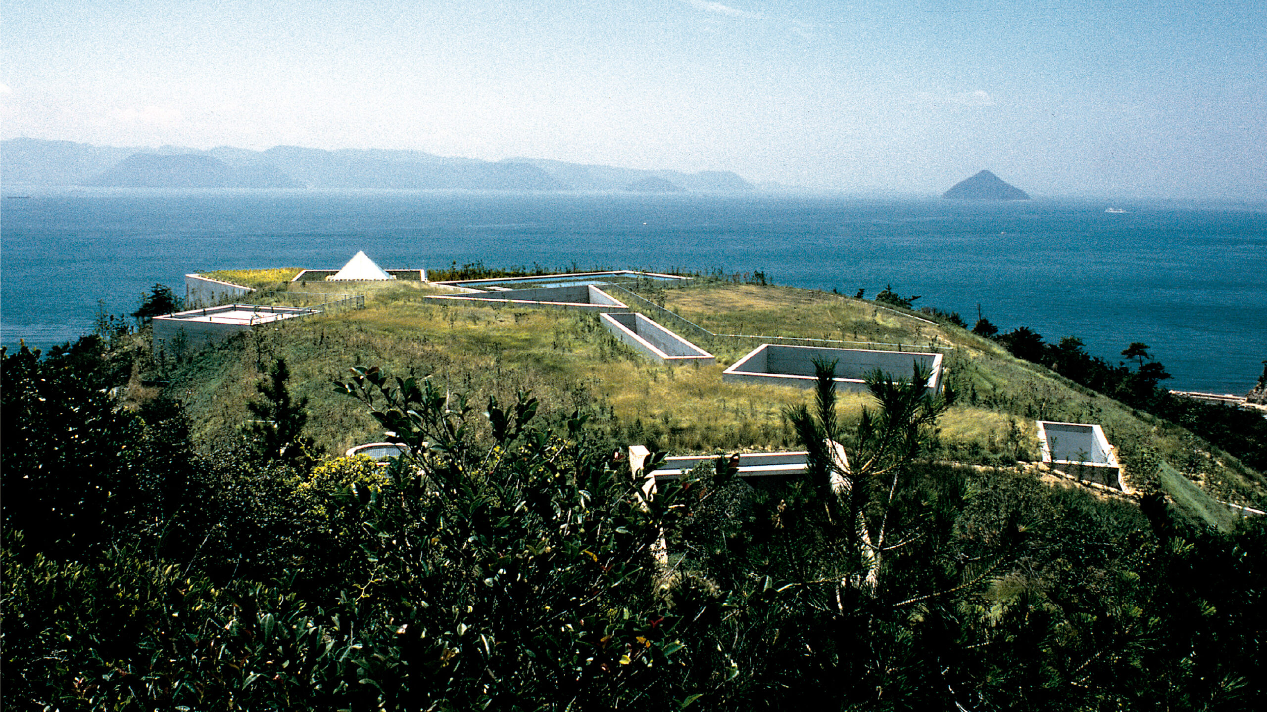 BẢO TÀNG NGHỆ THUẬT CHICHU – TADAO ANDO - BB Architects